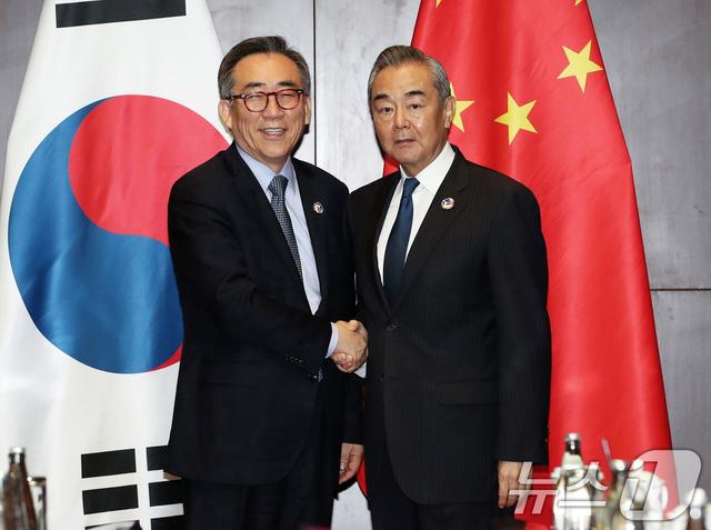 Cho Tae Yul and Wang Yi Poised for Talks on U.S.-China Tariffs and ...